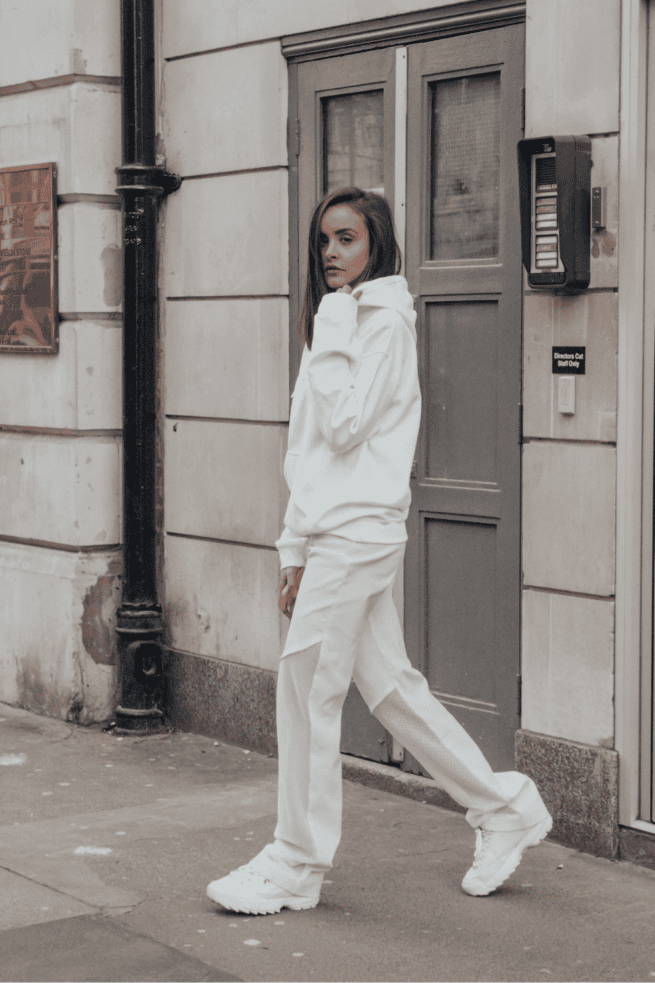 15 Neutral Outfit Ideas To Look Fantastic In Spring