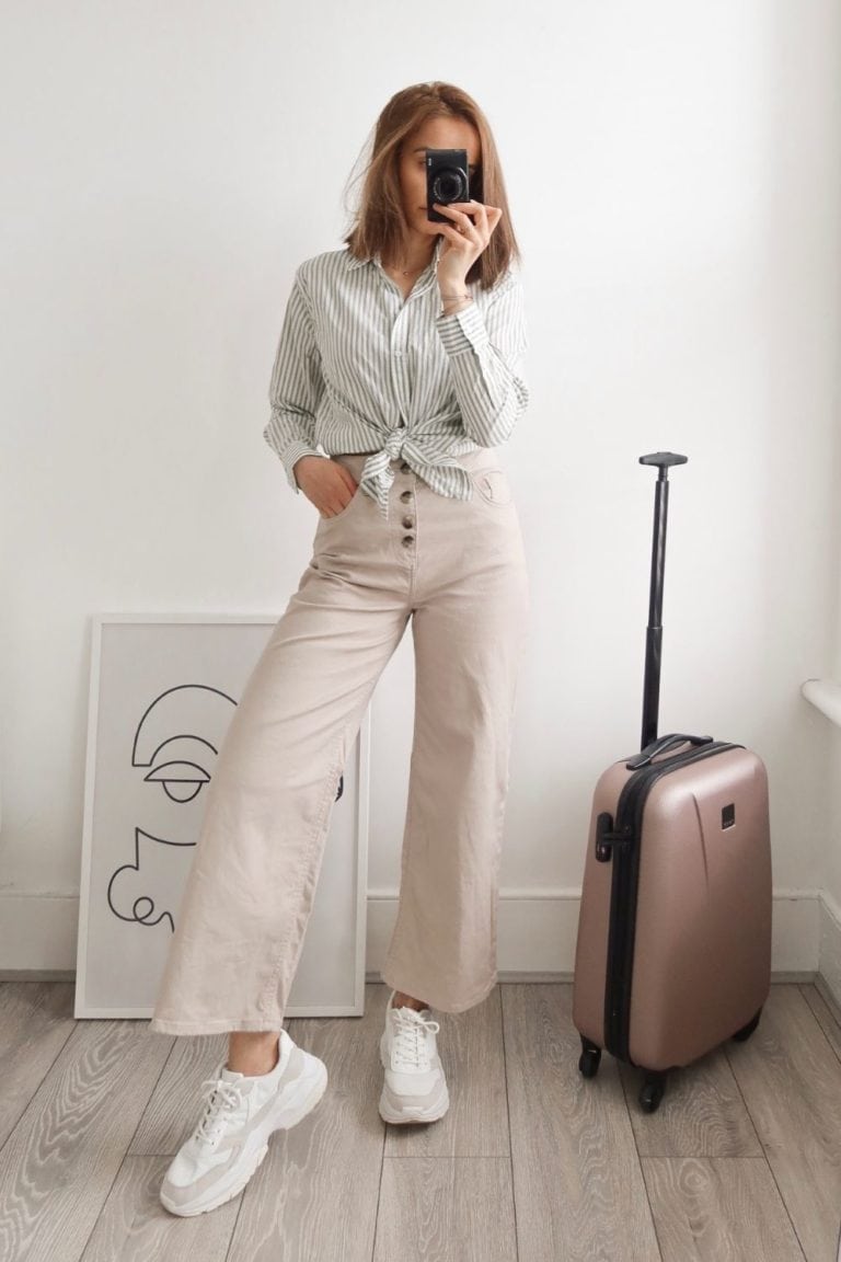 7 Easy To Recreate Travel Outfits To Get You Jet Setting In Style ...