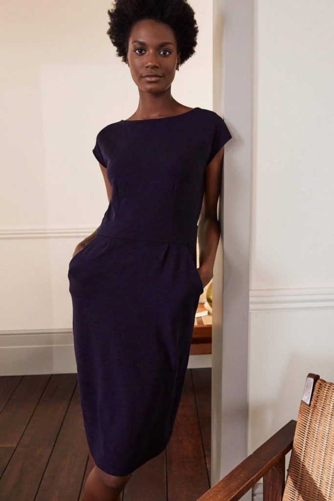 12 Must-Have Minimalist Dresses Perfect For New Year’s Eve