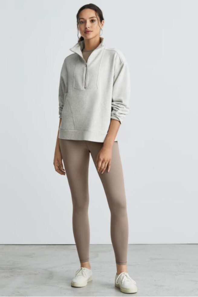 Sustainable Yoga Clothes That Look Amazing In Any Pose