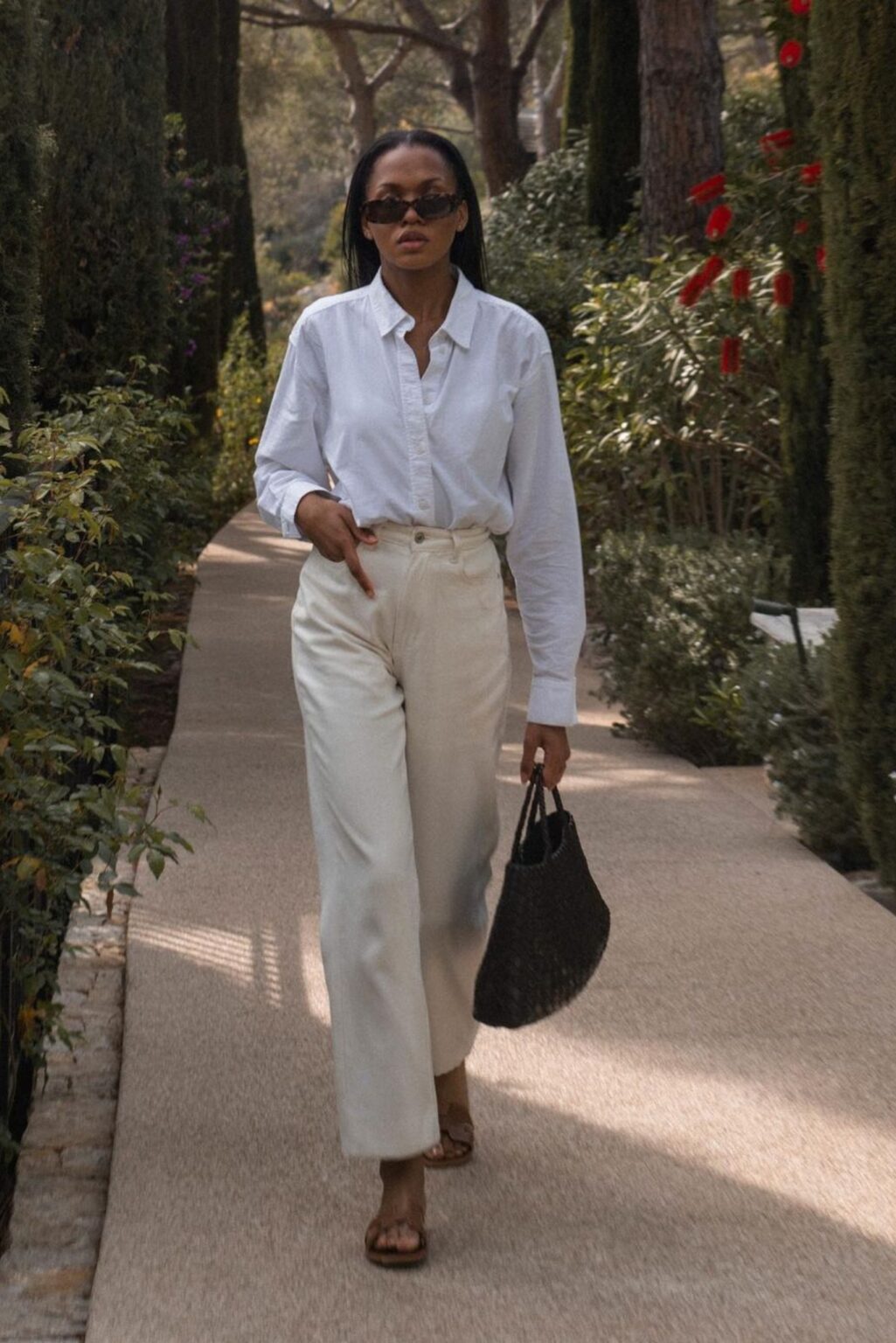 15 Classy First Date Outfits Guaranteed To WOW Him