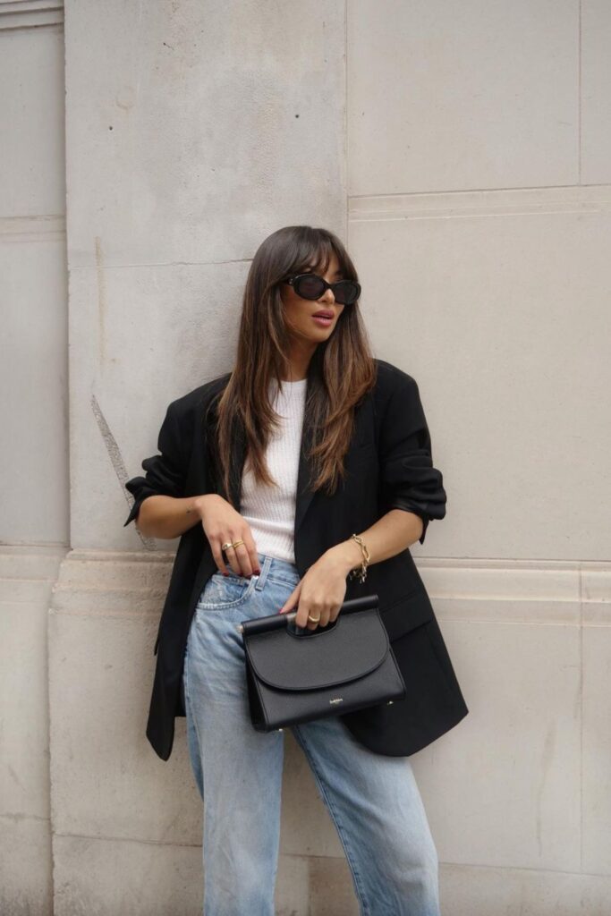 11 Best Job Interview Outfits: How To Dress For Success