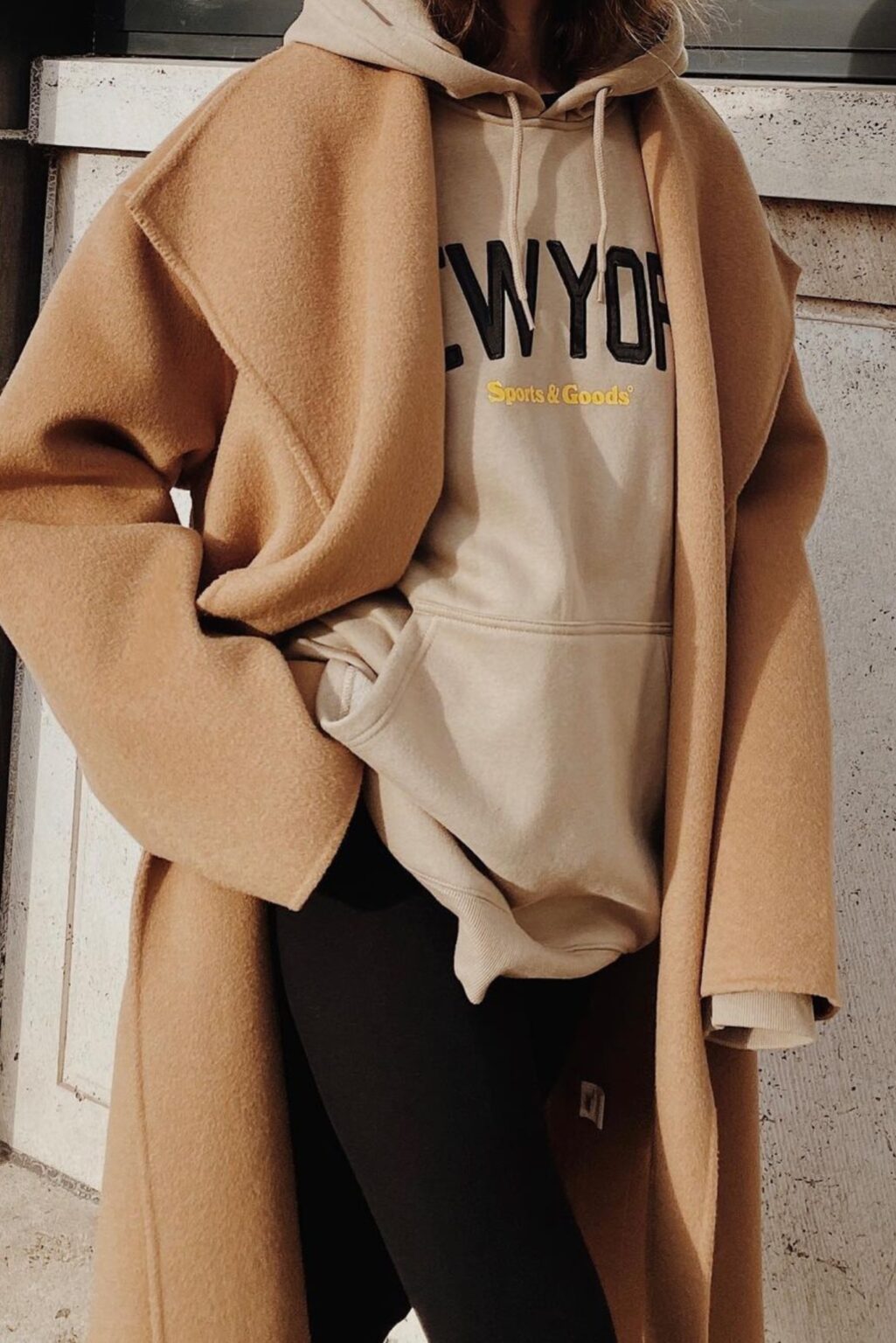 12 Chic Hoodie Outfits For Women For A Cool Stylish Look | Style by Savina